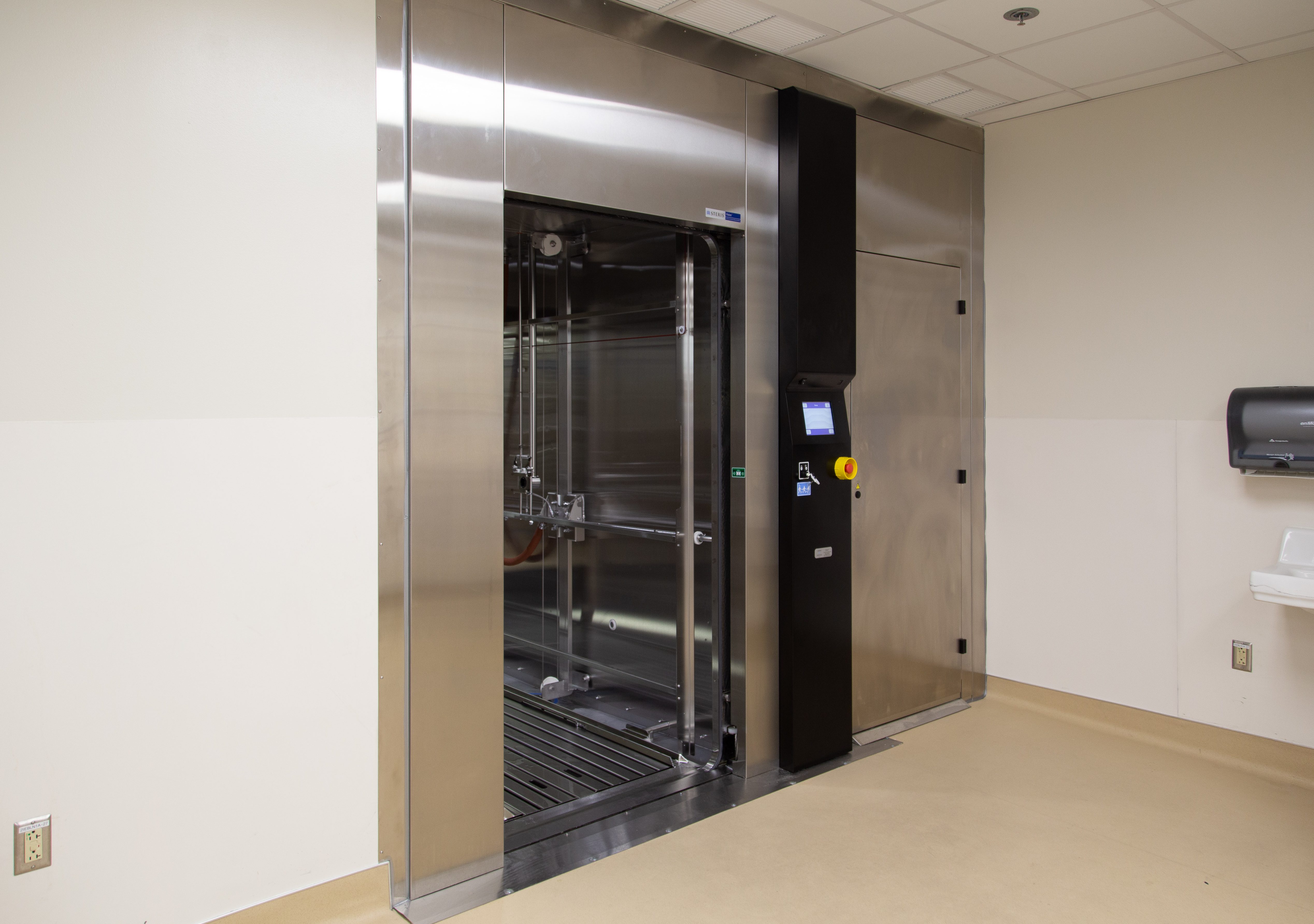 Harborview Medical Center Cart Washers and Sterilizers - Lund Opsahl